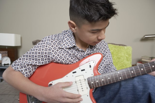 Summer Reading Program : Tune-Up Guitar Class | San Diego Public Library